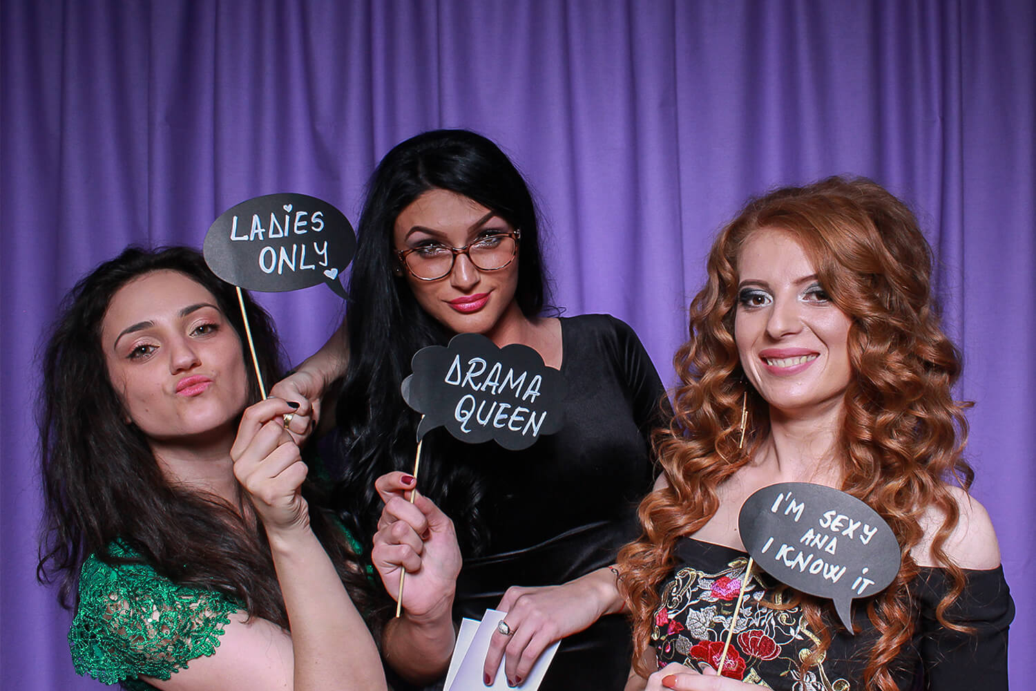 Cabina foto Galati - Chloe photo booth Galati Braila